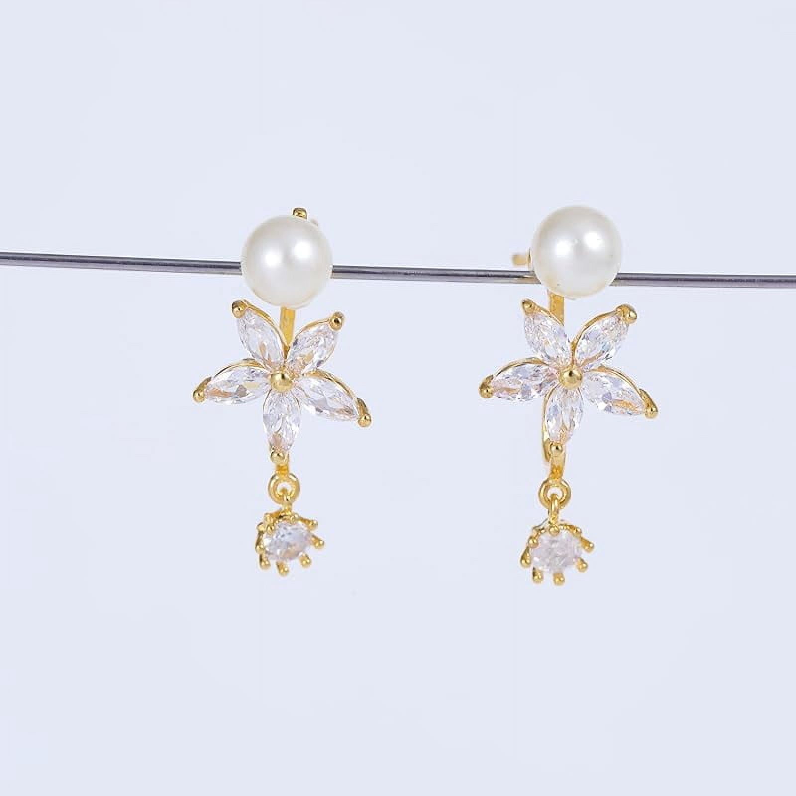 Elegant Brass Pave Clear Cubic Zirconia Star Stud Earrings Golden ...