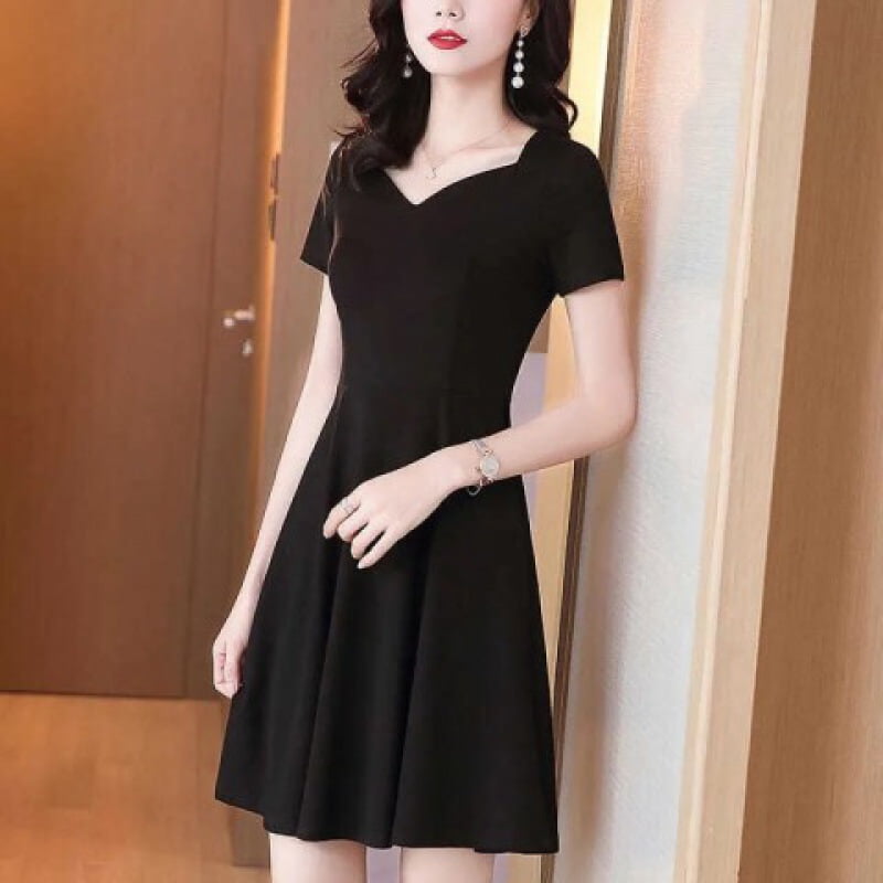 Elegant Hepburn Style Small Black Summer Dress with French High-end ...