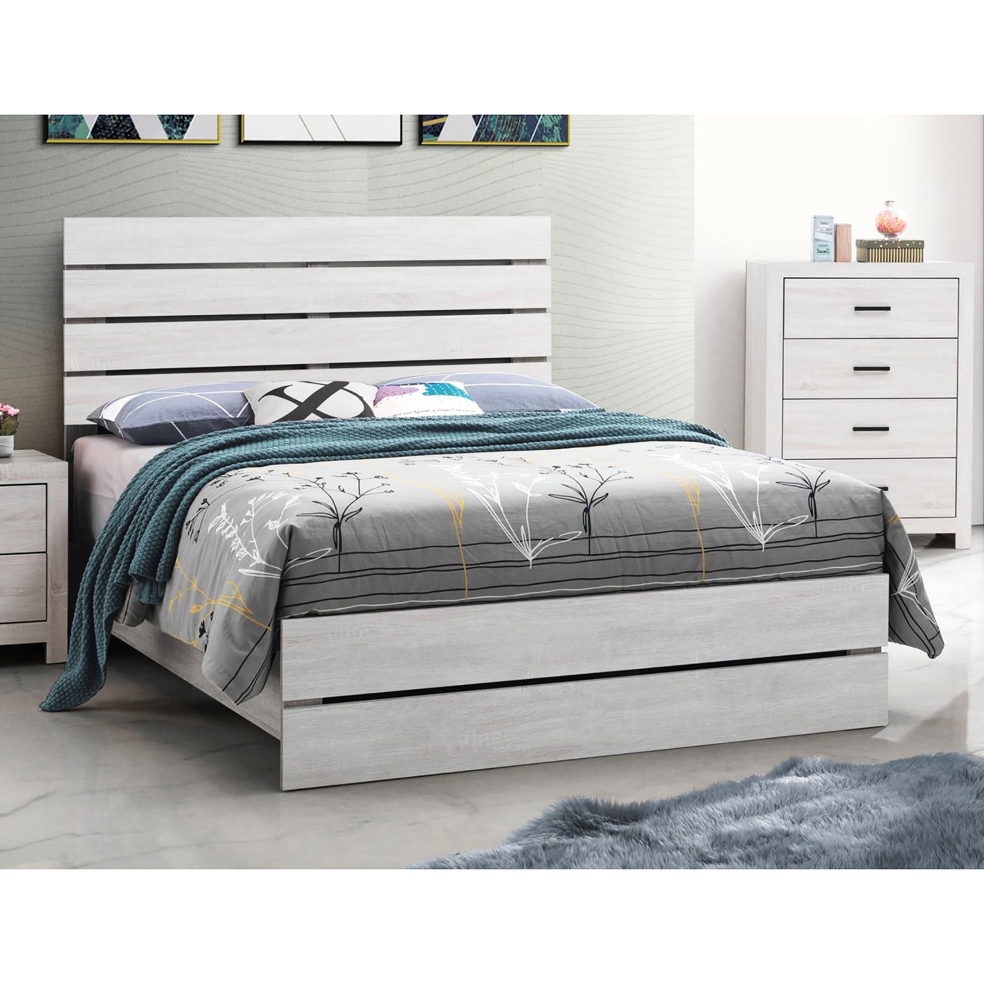 Elegant Queen Bed In Coastal White Finish - Slatted Headboard For ...