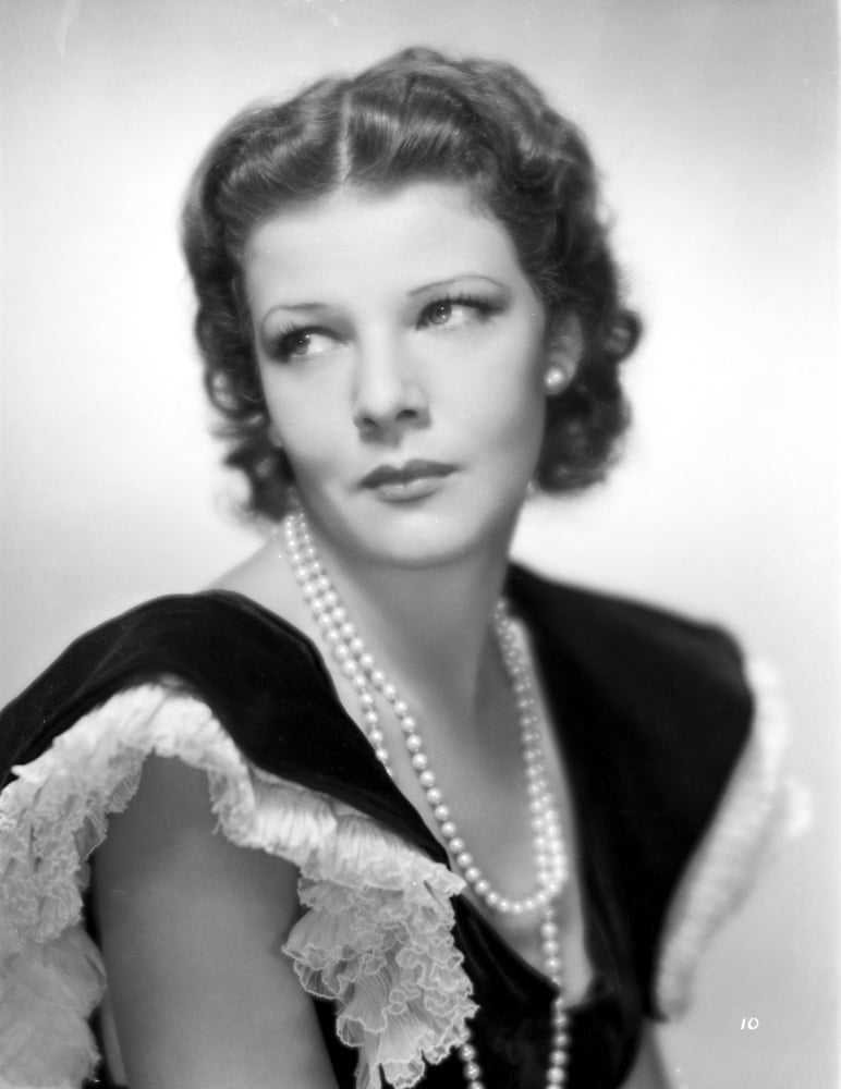 Elissa Landi on Pearl Necklace and posed Photo Print (24 x 30 ...