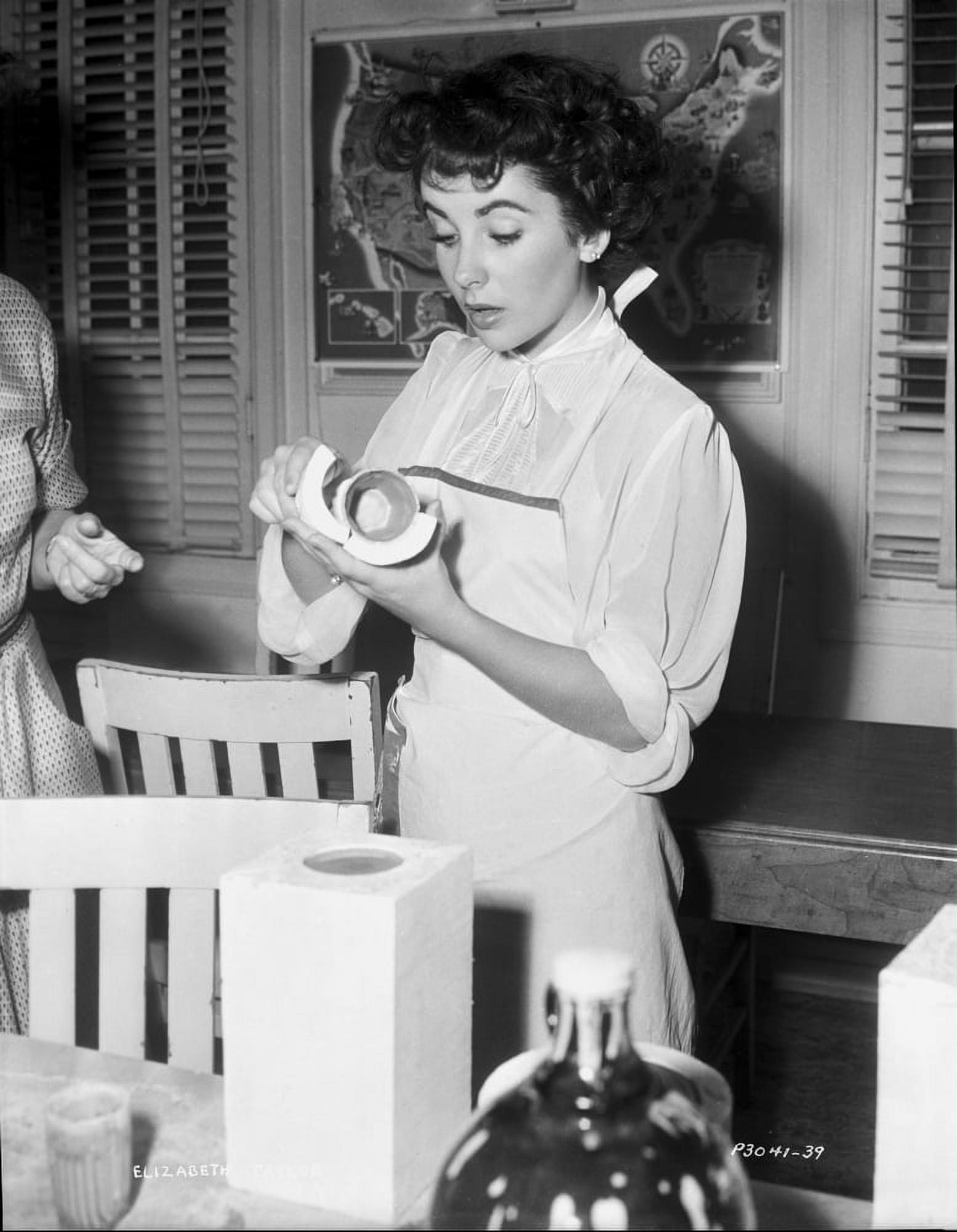 Elizabeth Taylor Baking in Classic Portrait Photo Print (24 x 30 ...