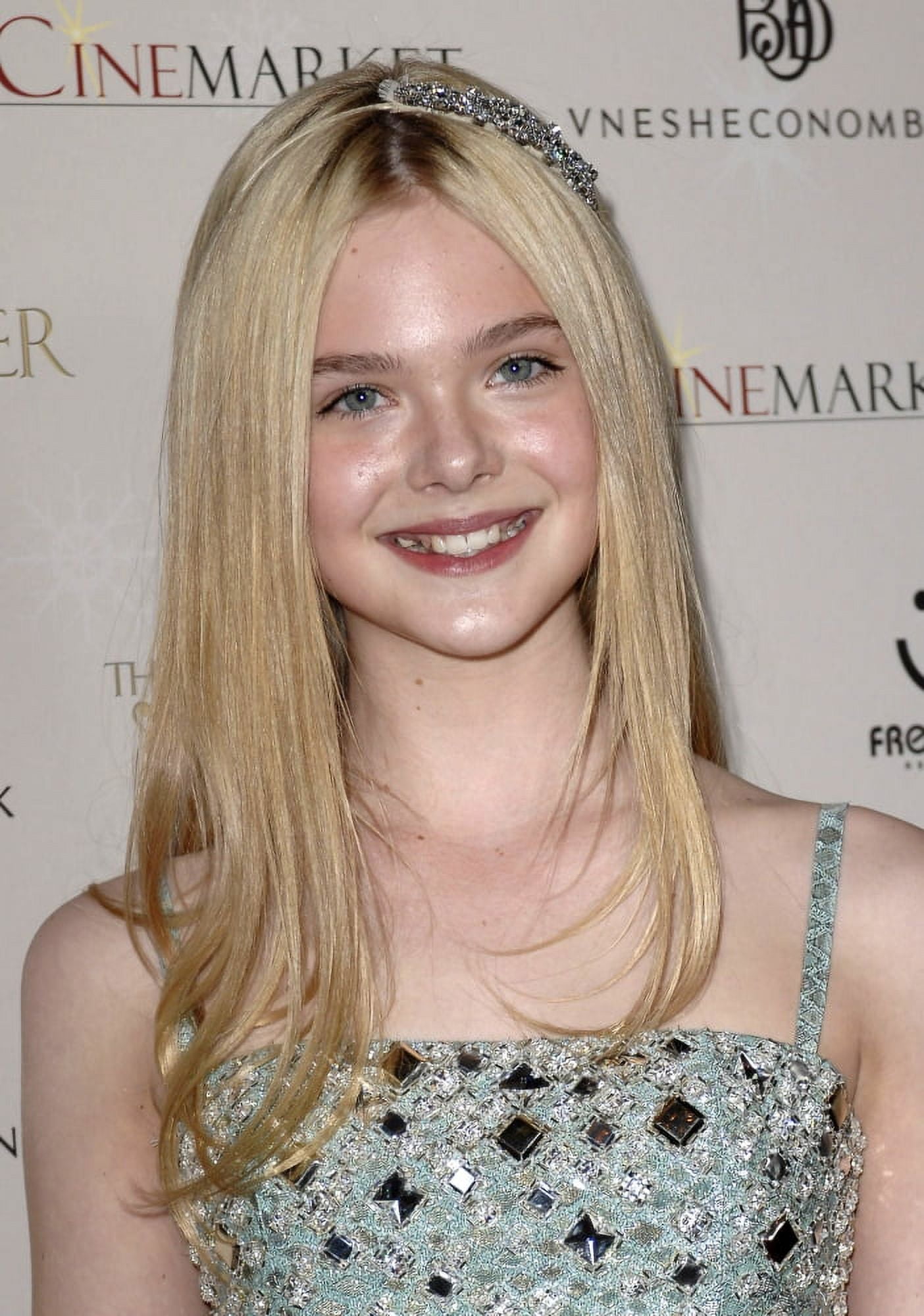 Elle Fanning At Arrivals For The Nutcracker In 3D World Premiere, The ...