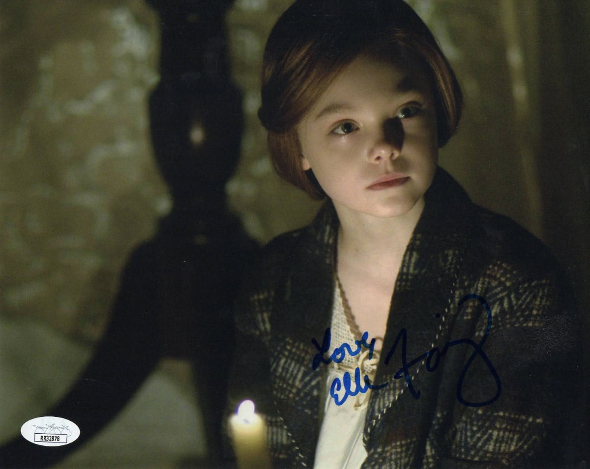 Elle Fanning Signed Autographed 8X10 Photo Benjamin Button JSA RR32878 ...