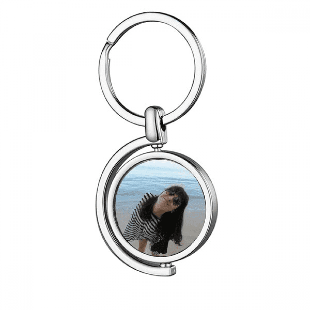Ellie Yao Beautiflu Girl Beach Sea Wave Rotating Keychain Metal Keyring ...