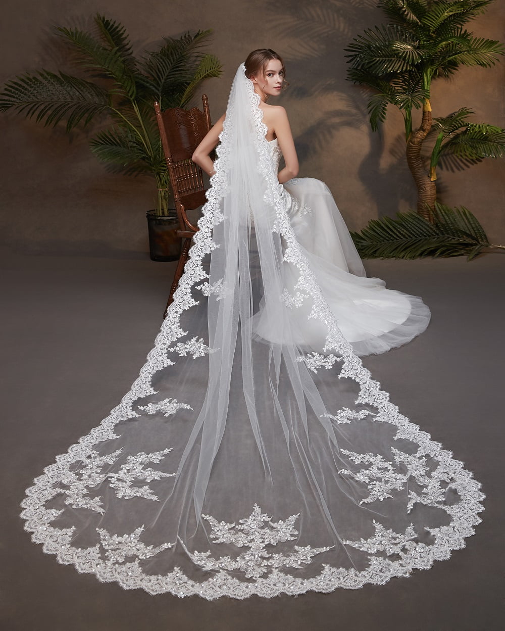 EllieWely 1 Tier Cathedral Length 3 M(118 inch) Sequin Lace Wedding ...
