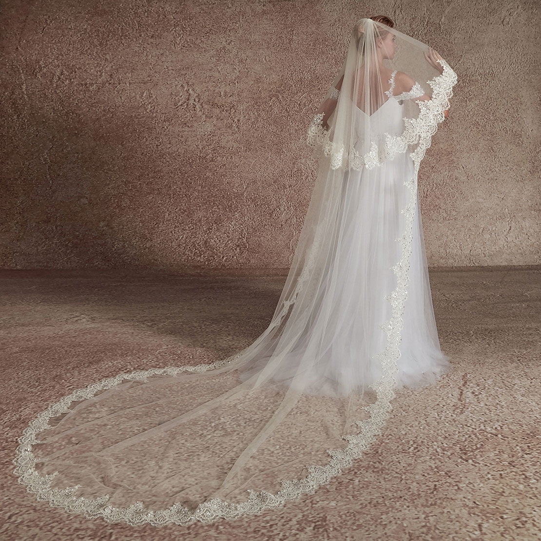 EllieWely 2 Tier Wedding Veil Cathedral Length 3 M(118 inch) Bling ...