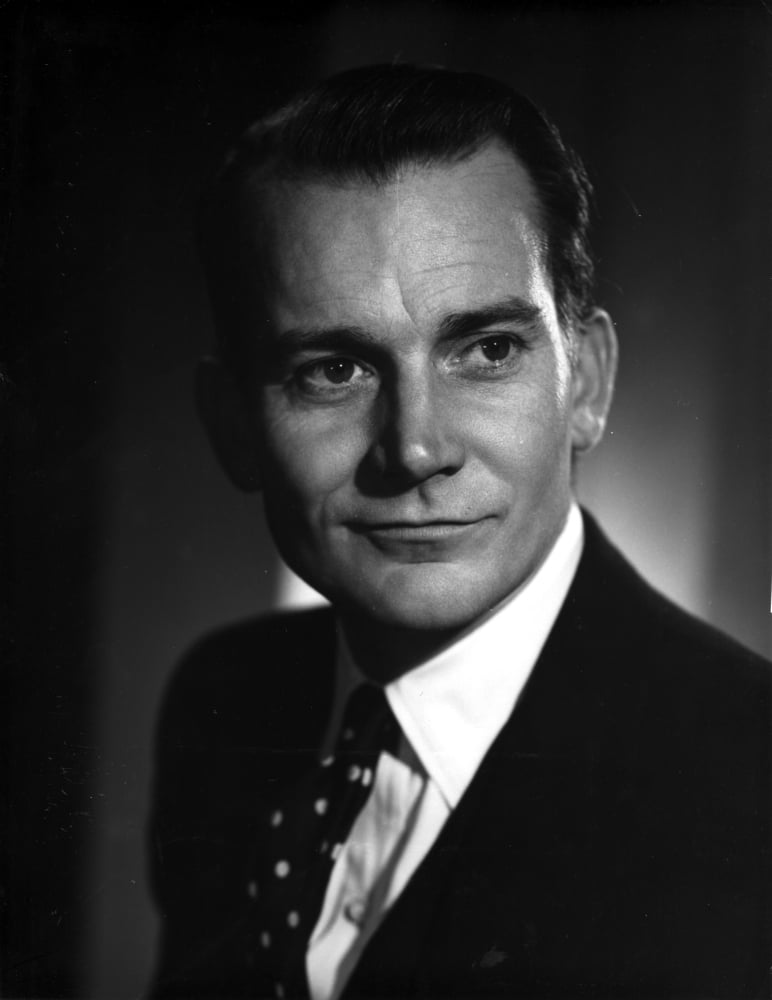 Elliott Denholm Photo Print (24 x 30) - Walmart.com