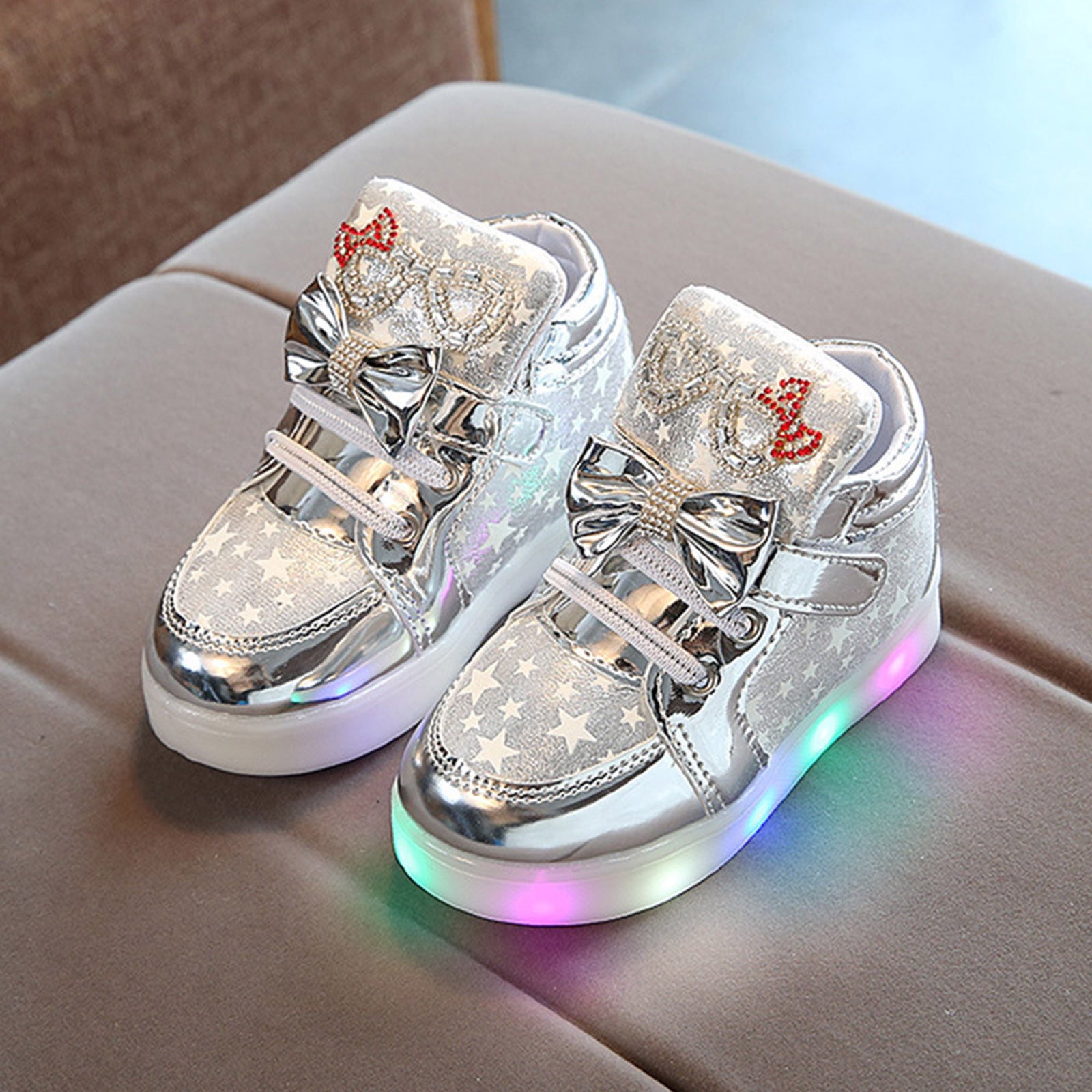 Eltusu Toddler Girls Light up Sneakers, Lace up Lightweight Sports No ...