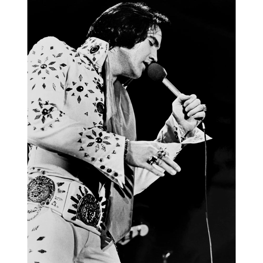 Elvis On Tour, Elvis Presley, 1972 Poster Print (8 x 10) - Walmart.com