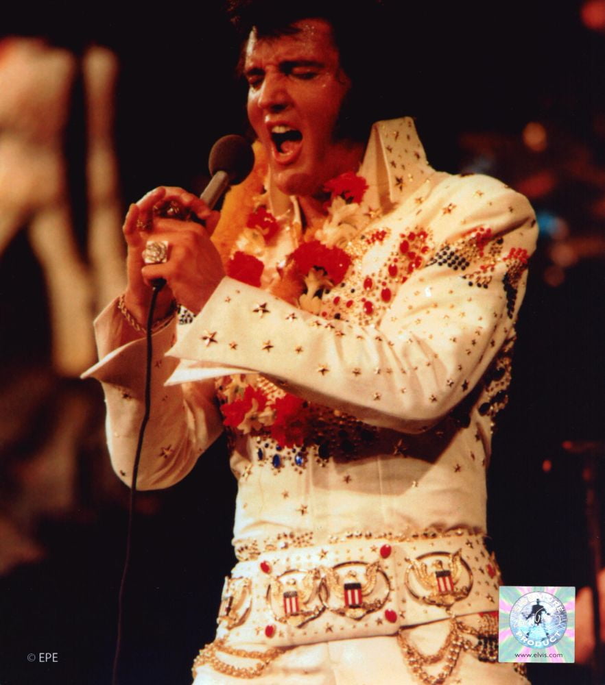 Elvis Presley Singing In A Bedazzled Jupsuit Photo Print (16 x 20 ...