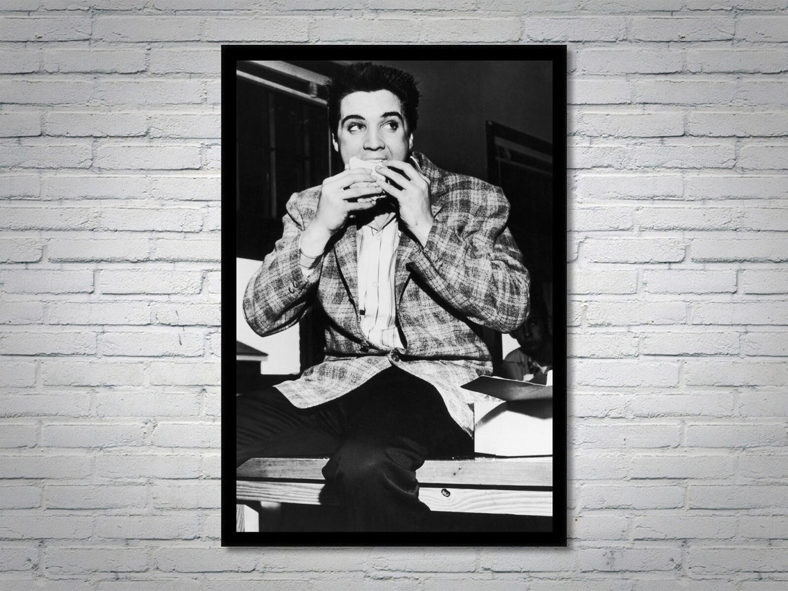Elvis Presley vintage photograph - retro wall art - Elvis Presley funny ...