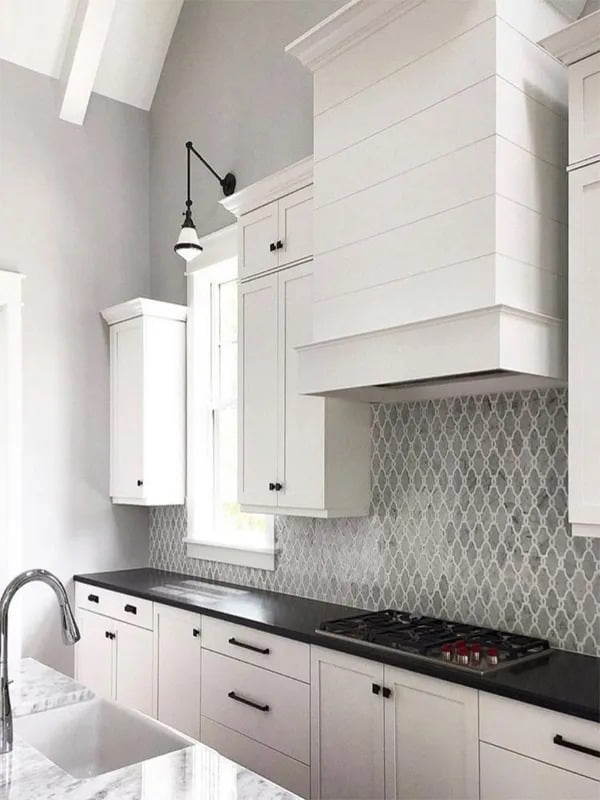 Elysian 11 x 13 in. Polished Soft Gray, White Marble Mosaic Arabesque ...