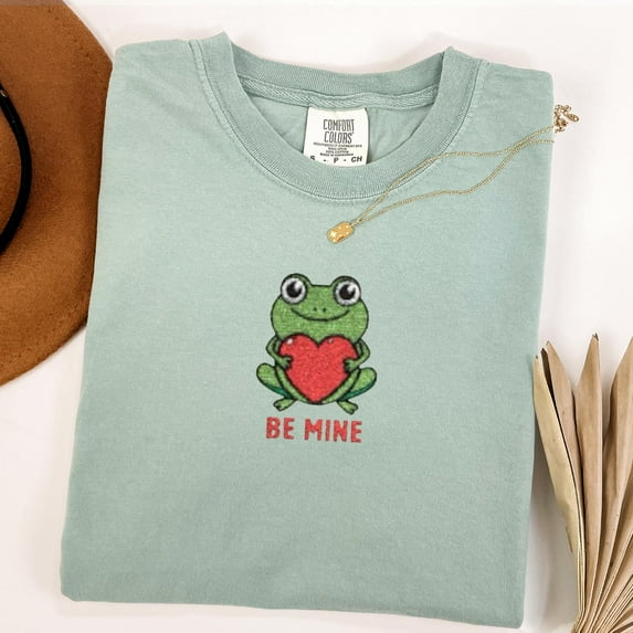 Embroidered Be Mine Valentine Day Shirt: Love Heart Frog Shirt ...