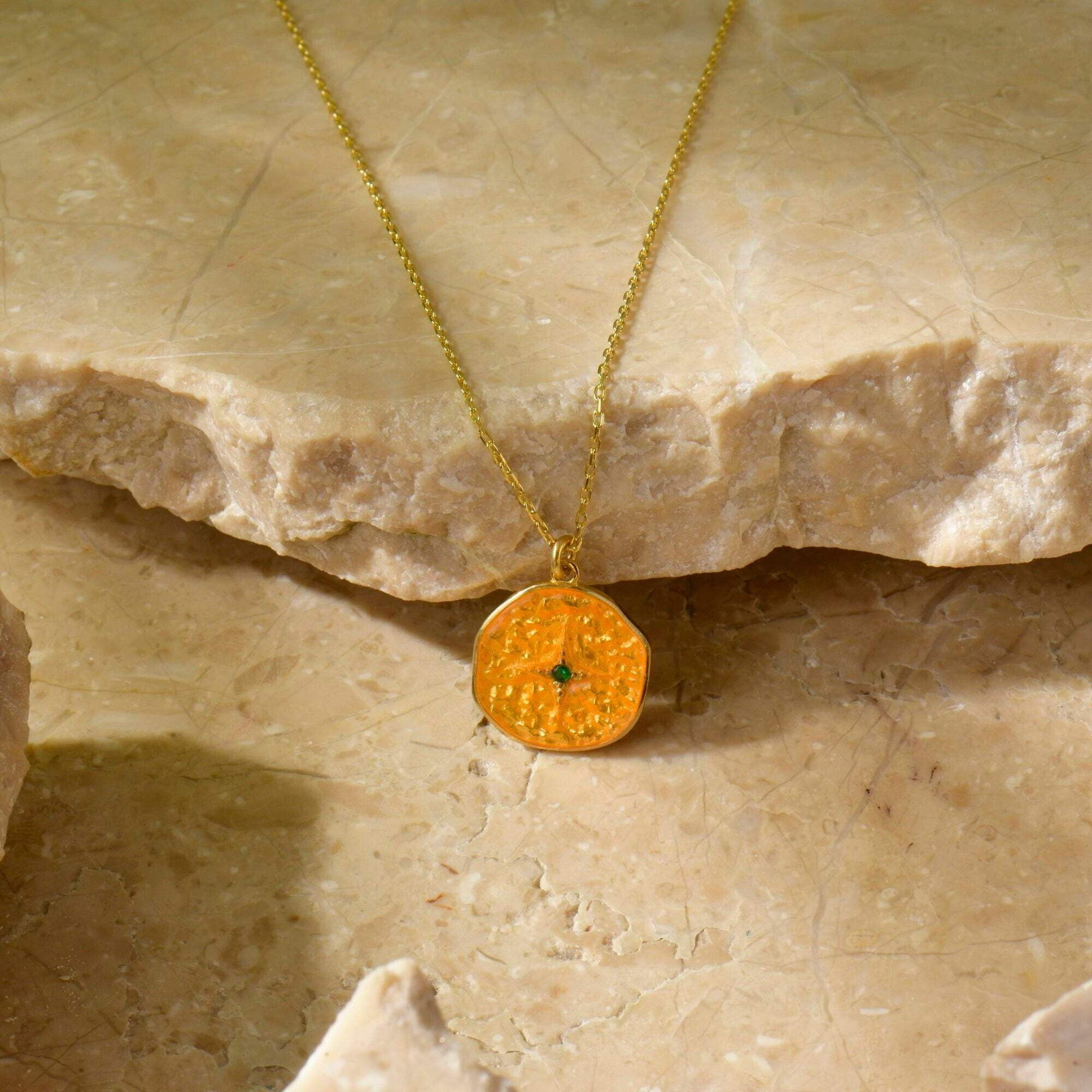 Emerald Star Round Medallion Necklace - Walmart.com