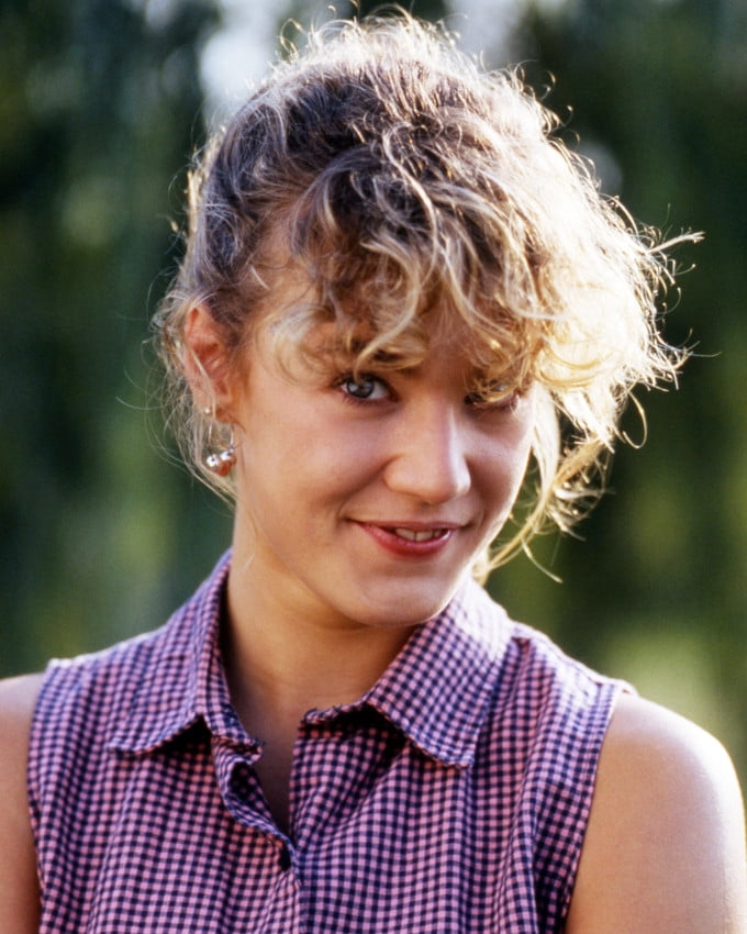 Emily Lloyd Smiling Portrait Sleeveless Top 24X36 Classic Hollywood ...
