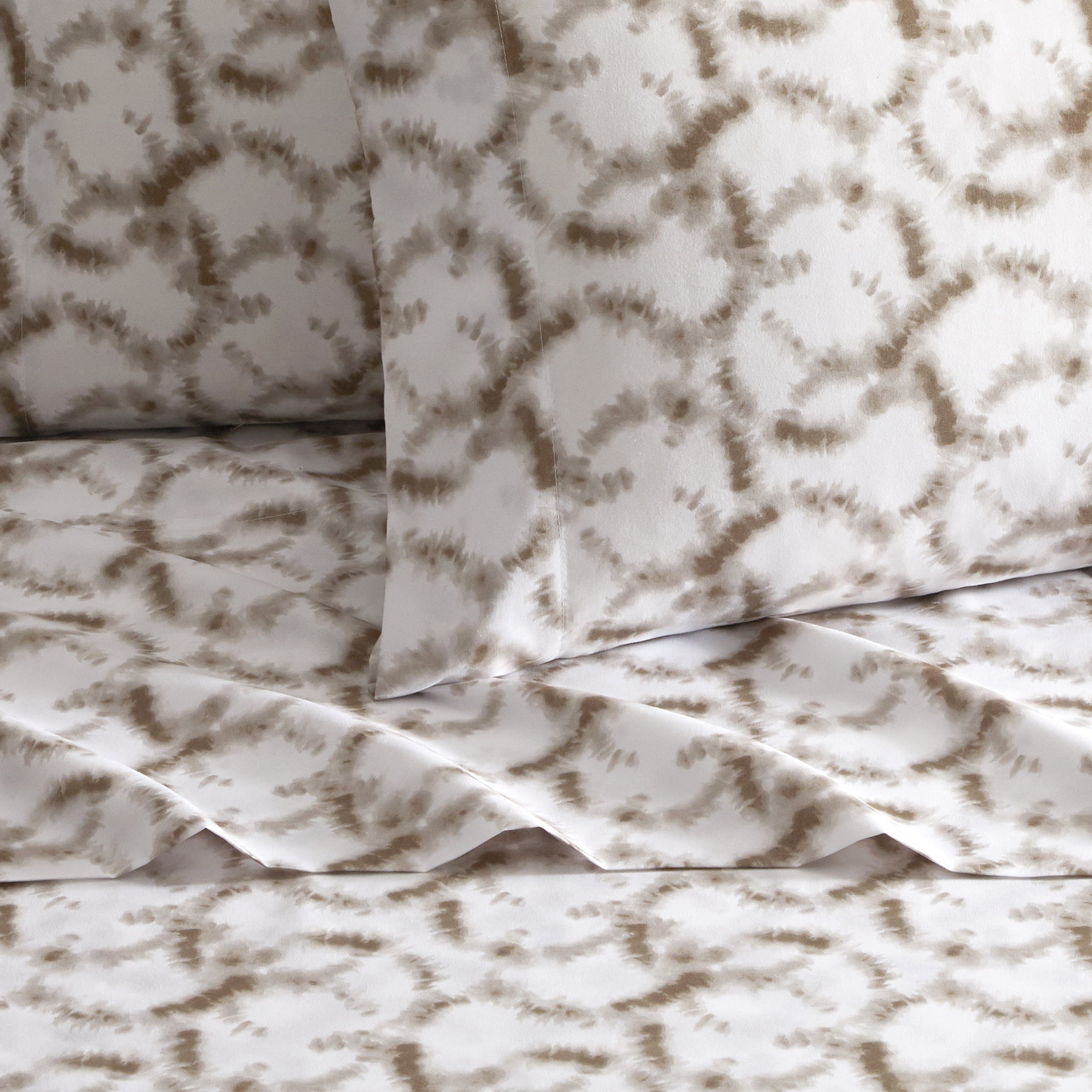 Emira 3 or 4 Piece Sheet Set Watercolor Overlapping Rings Pattern Print ...