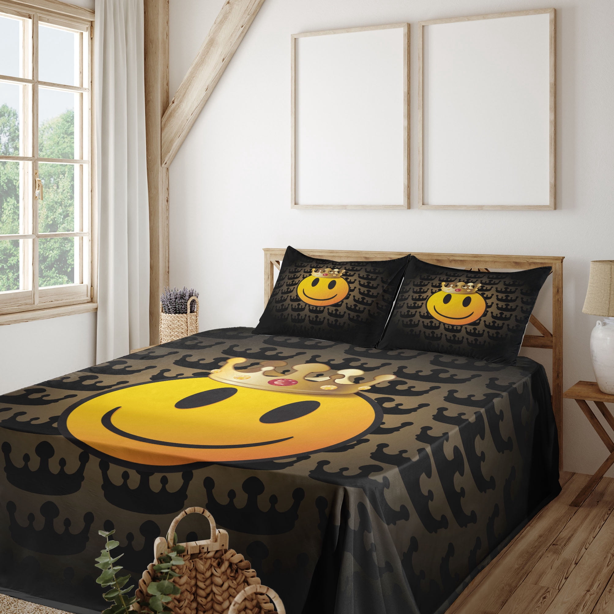 Emoji Sheet Set, Simple and Classic Smiling Face with a Crown Ombre and ...