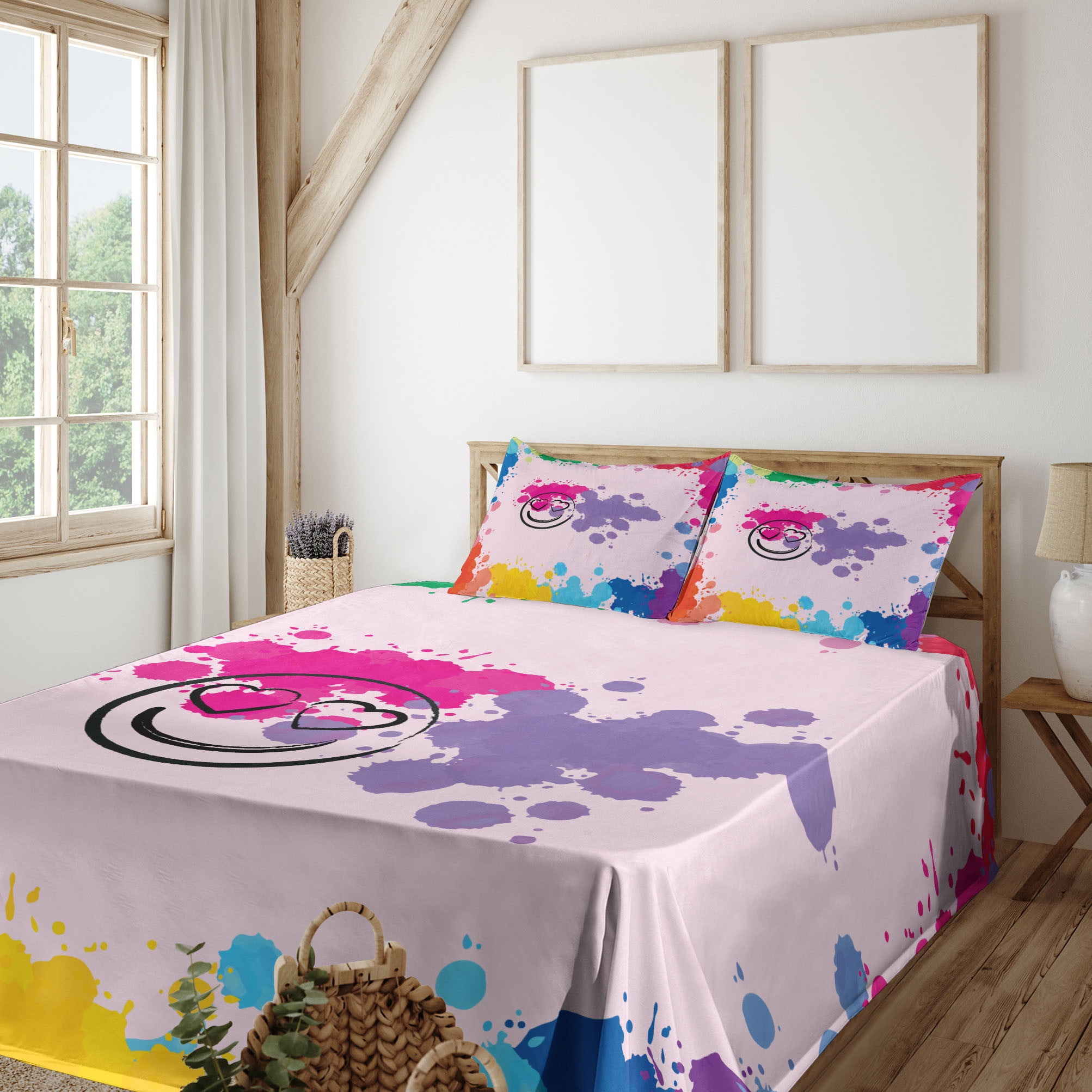 Emoji Sheet Set, Simple Design Heart Shaped Eyes Smiling Round Face on ...