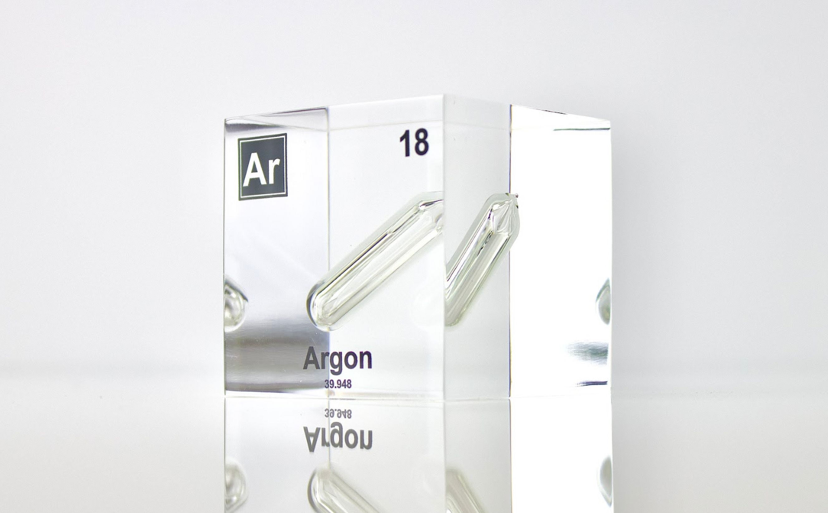 Engineered Labs Educational Argon Element Cube Display Clear Acrylic ...