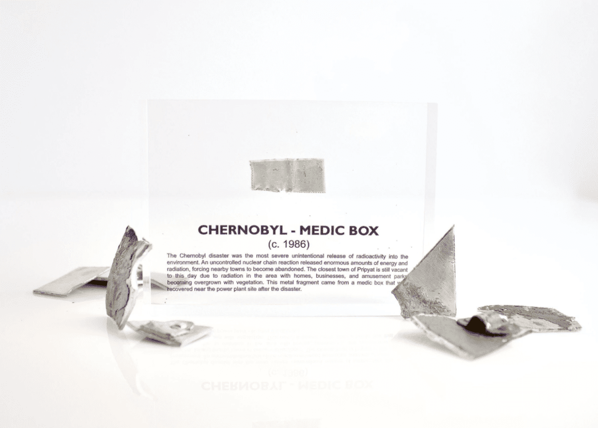 Engineered Labs Educational Museum Chernobyl - Medic Box Clear Acrylic ...
