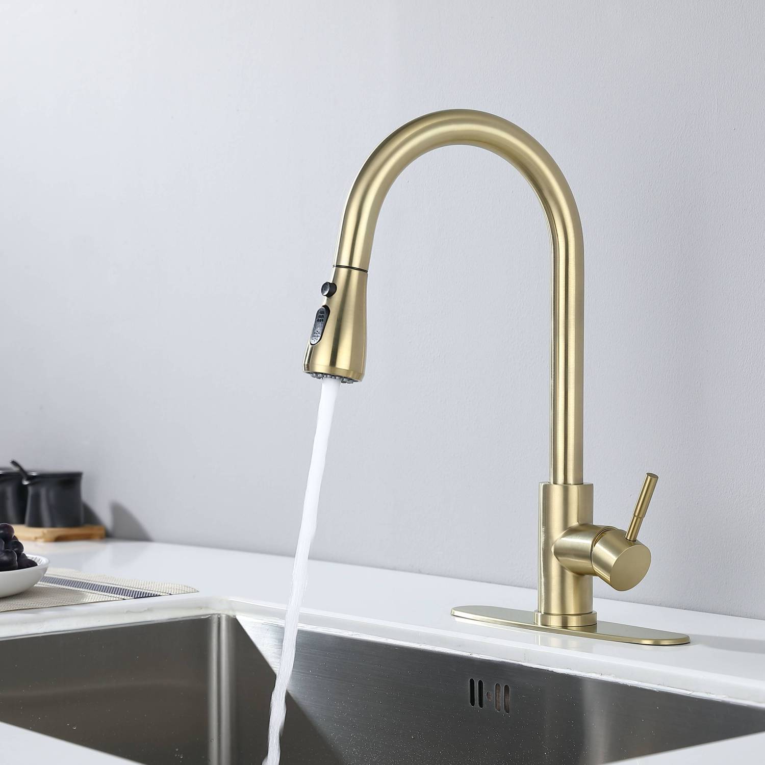 Enhanced Functionality and Style Pull Out Spray Kitchen Faucet with ...