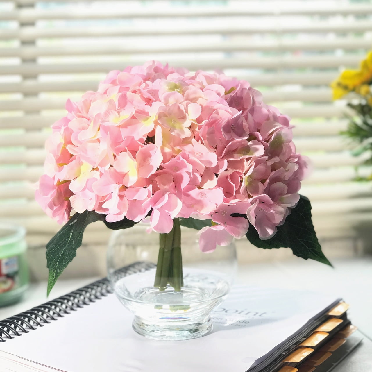 Enova Home 10 Stems Artificial Hydrangea Silk Flowers in Round Clear ...