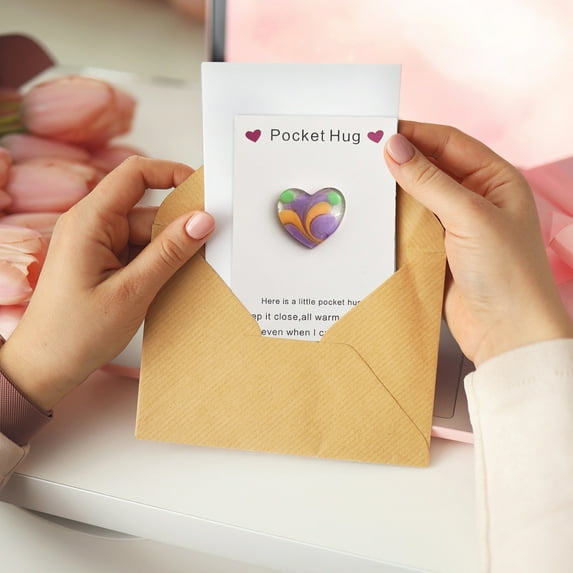 Eoozwa 2 Counts Heart Shaped Gift Card with Crystal Heart Jewelry ...