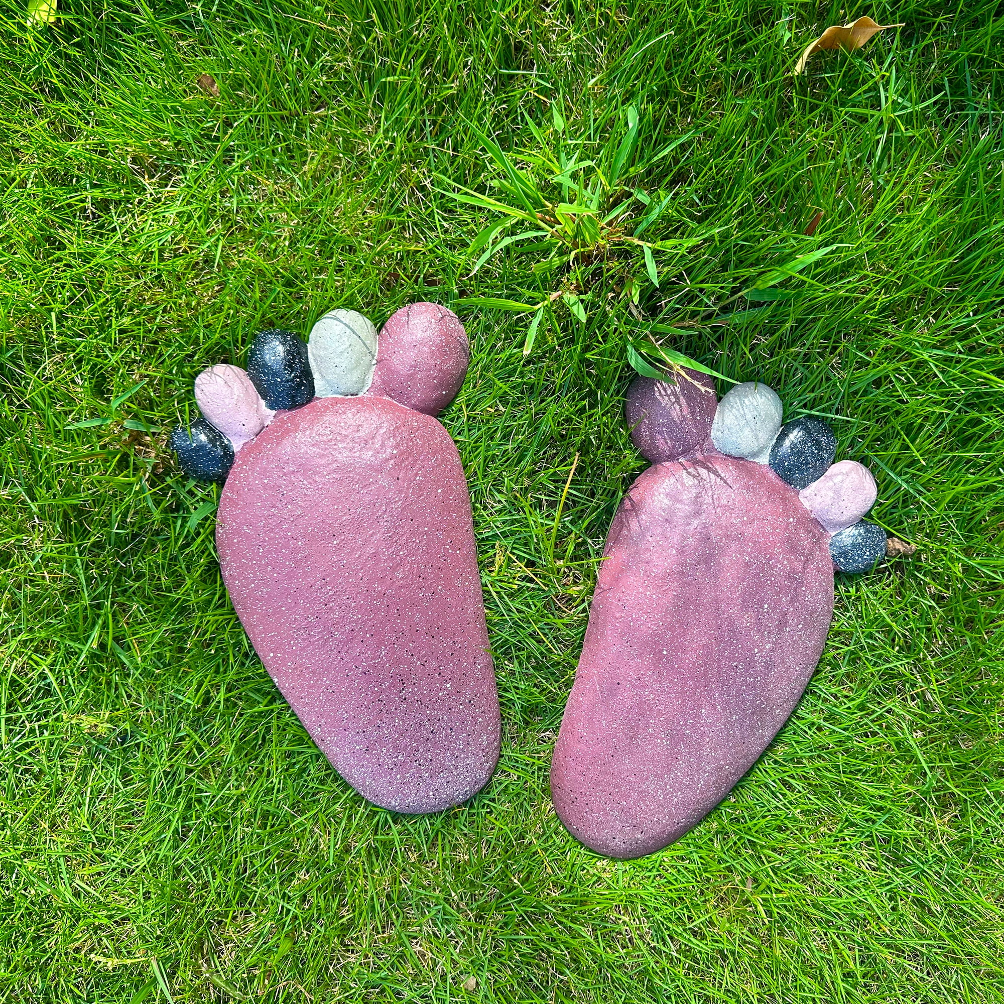 Epoxy resin Footprint Garden Stepping Stones Set of 2 , Outdoor ...