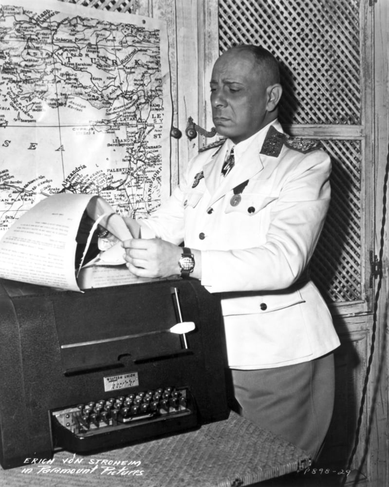 Erich Von Stroheim Reading in Classic Photo Print (8 x 10) - Walmart.com