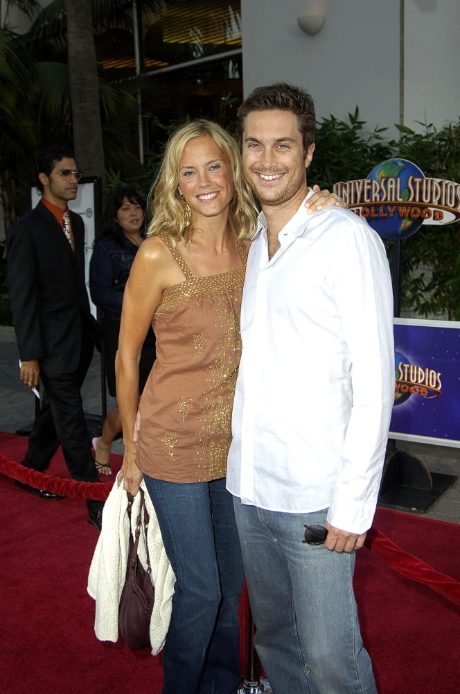 Erinn Bartlett, Oliver Hudson At Arrivals For The Skeleton Key Premiere, Universal Studios ...