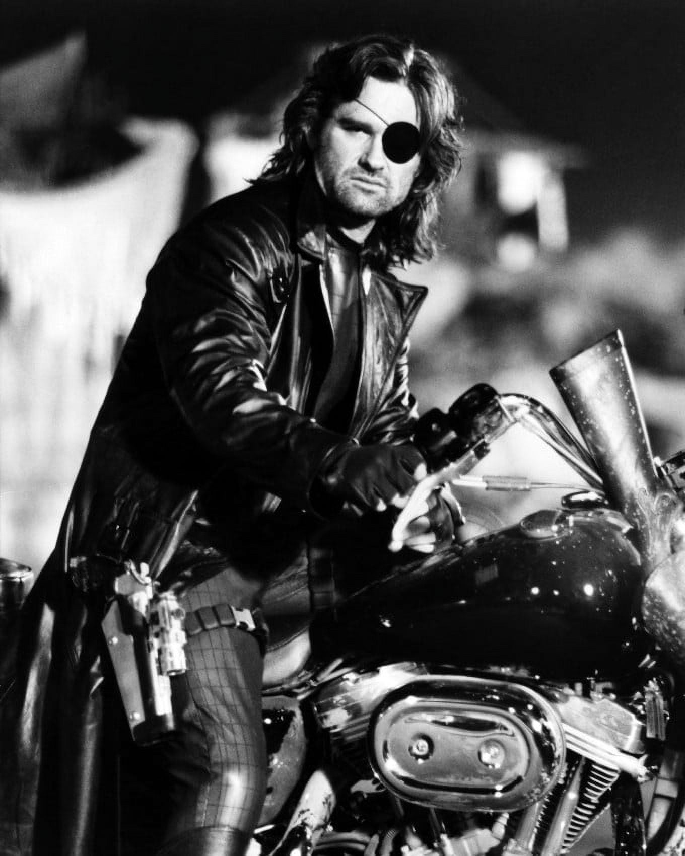 Escape From New York Stunning 24X36 Classic Hollywood Poster Kurt ...