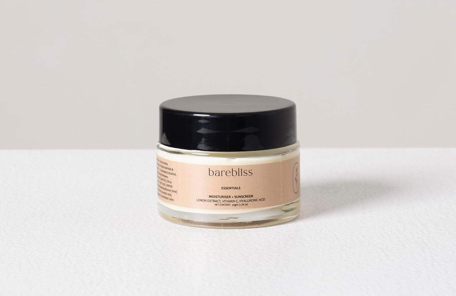 Essential Moisturizer With Natural Sunscreen SPF 50 For Radiant Glowing ...