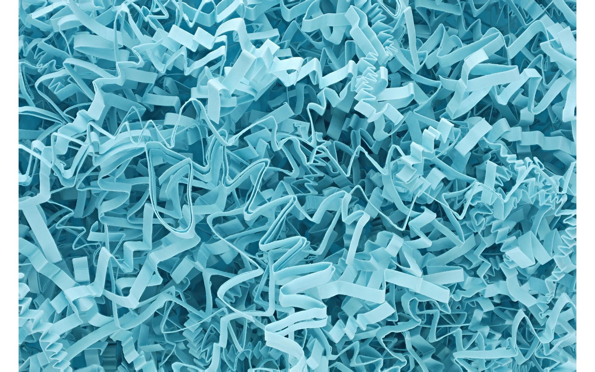 Essentials by Leisure Arts Crinkle Shred Bag, Sea Blue, 2oz Shredded ...