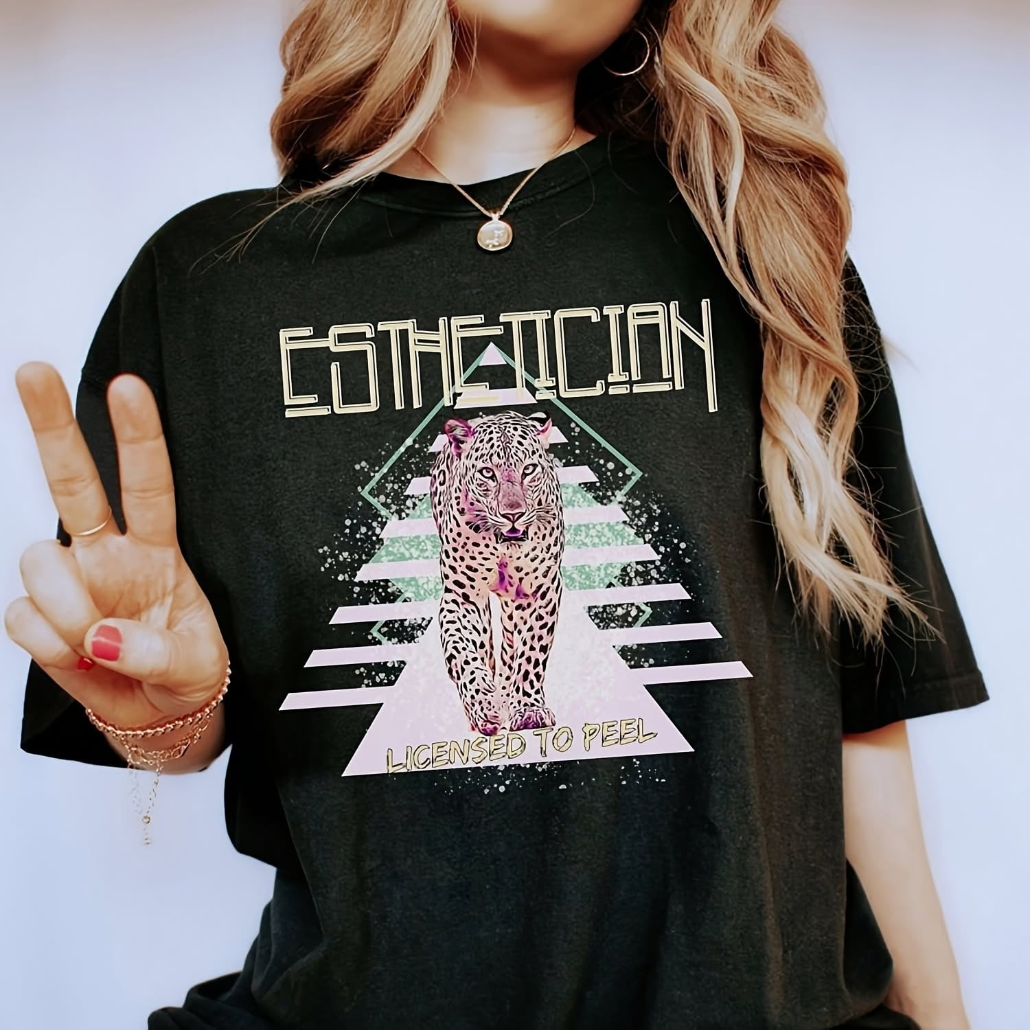 Esthetician S1Hirt • Esthetician Gif • Future Aesthetician • Skinre ...