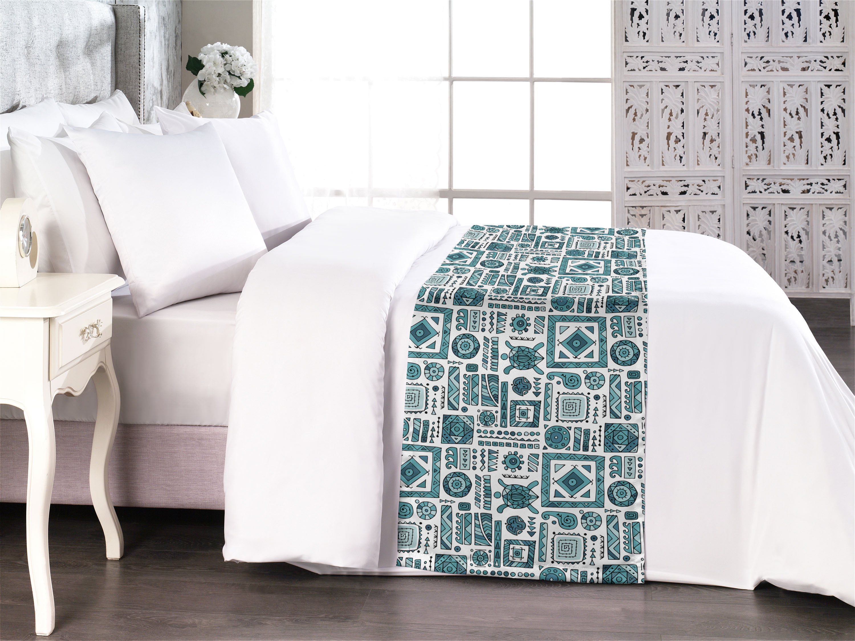 Ethnic Bed Runner, Traditional Vibe Mural Like Minimalist Drawn ...