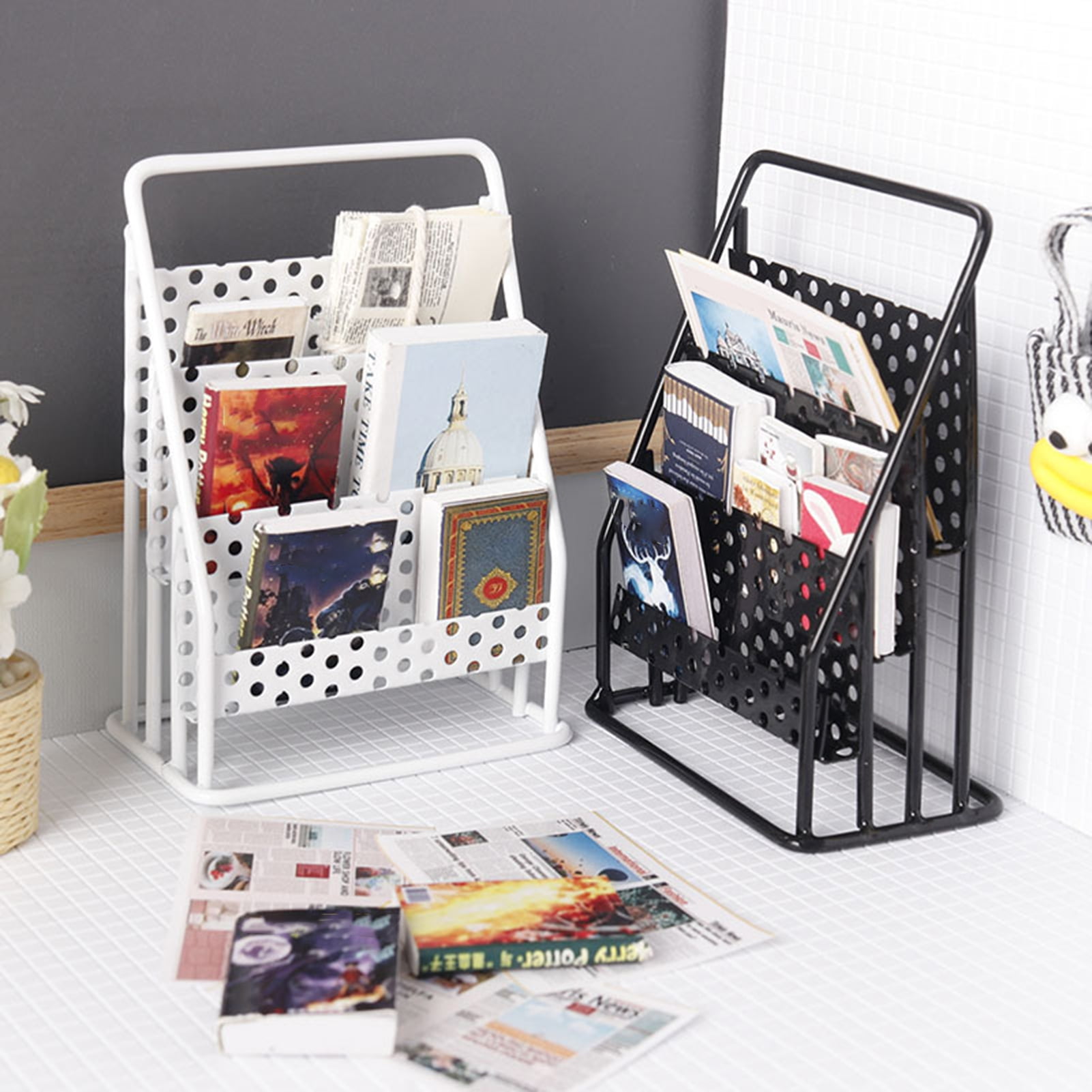 Ettsollp Mini Newspaper Stand 1/12 Scale Dollhouse Metal Magazine ...
