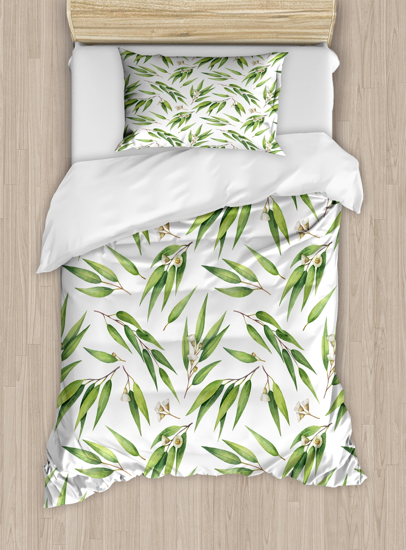Eucalyptus Duvet Cover Set, Scattered Branches and Eucalyptus Leaves in ...