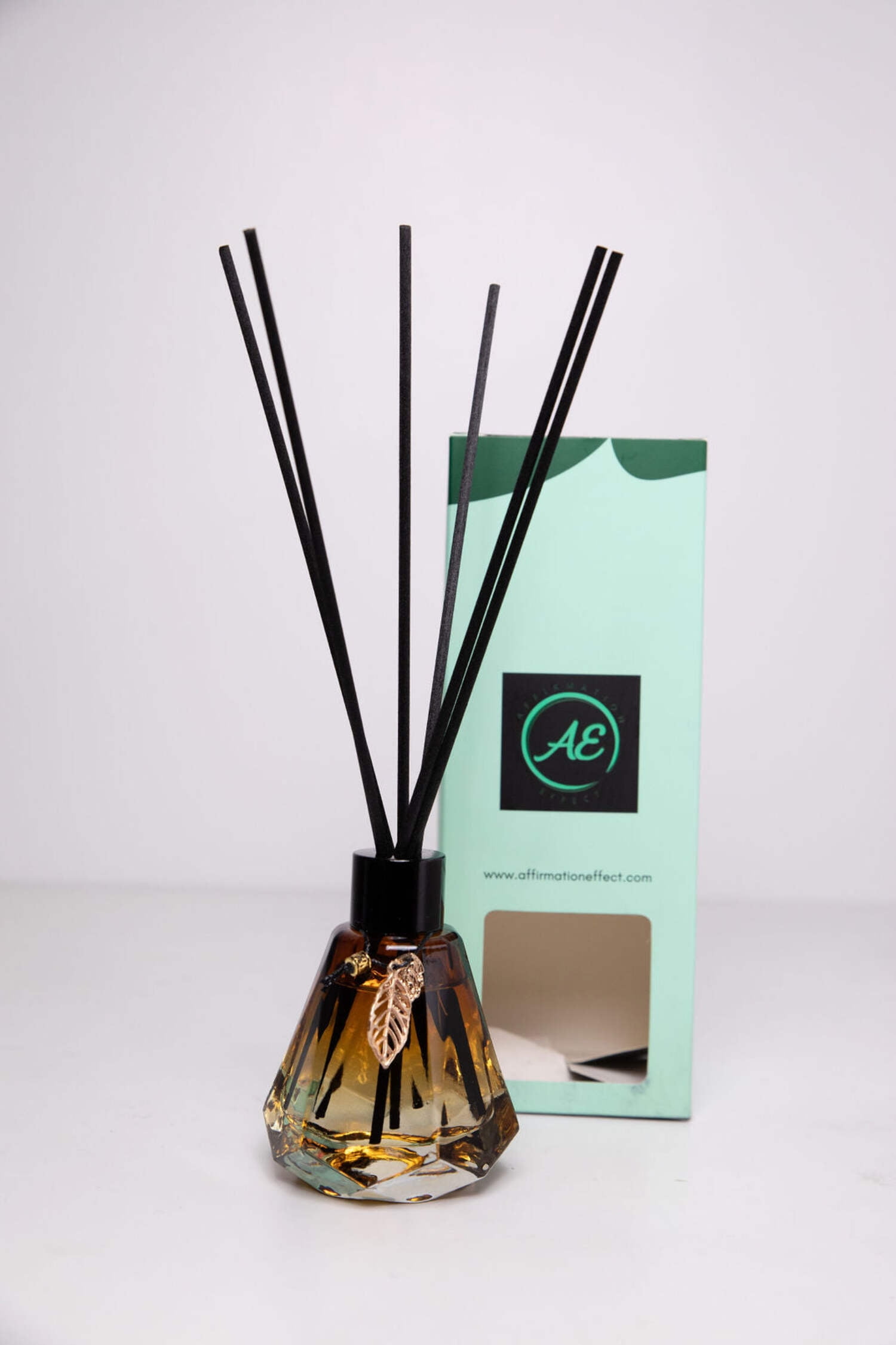 Eucalyptus + Mint Room Reed Diffuser - Walmart.com