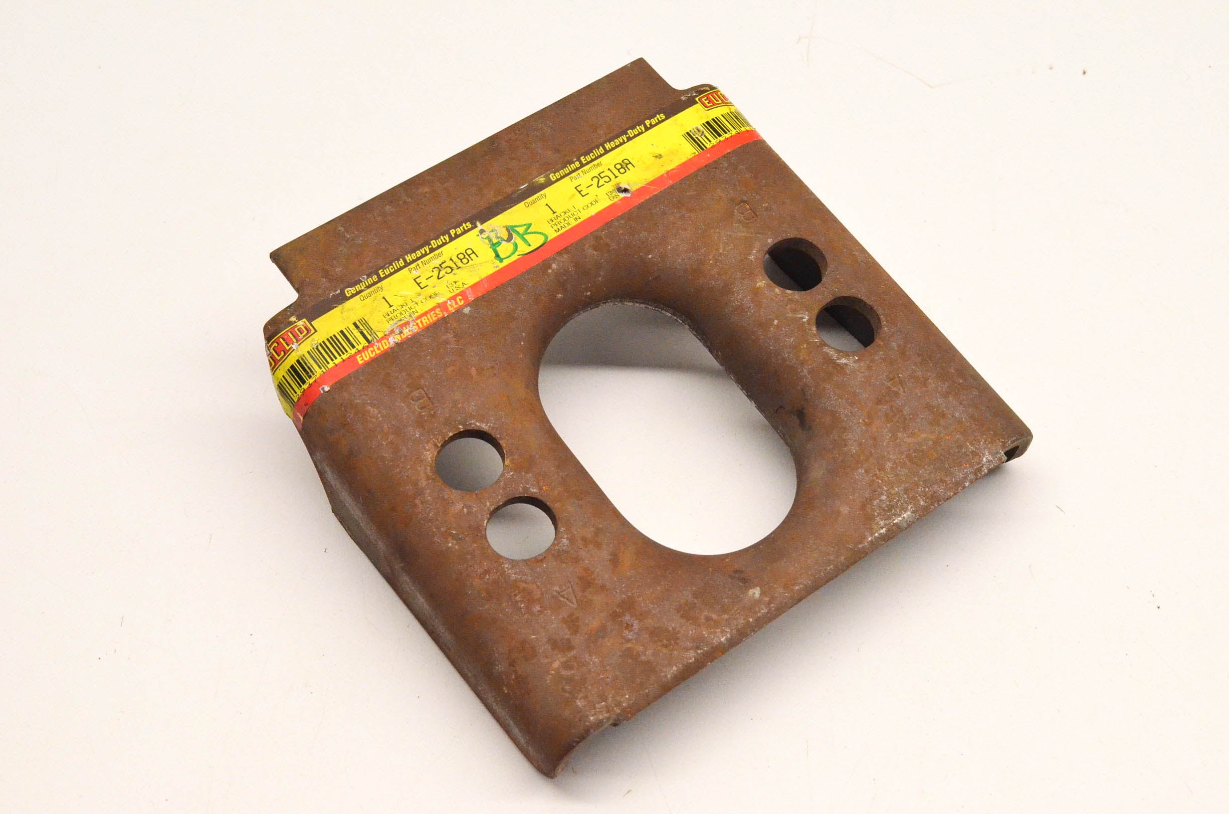 Euclid E-2518A Air Brake Chamber Bracket NOS - Walmart.com