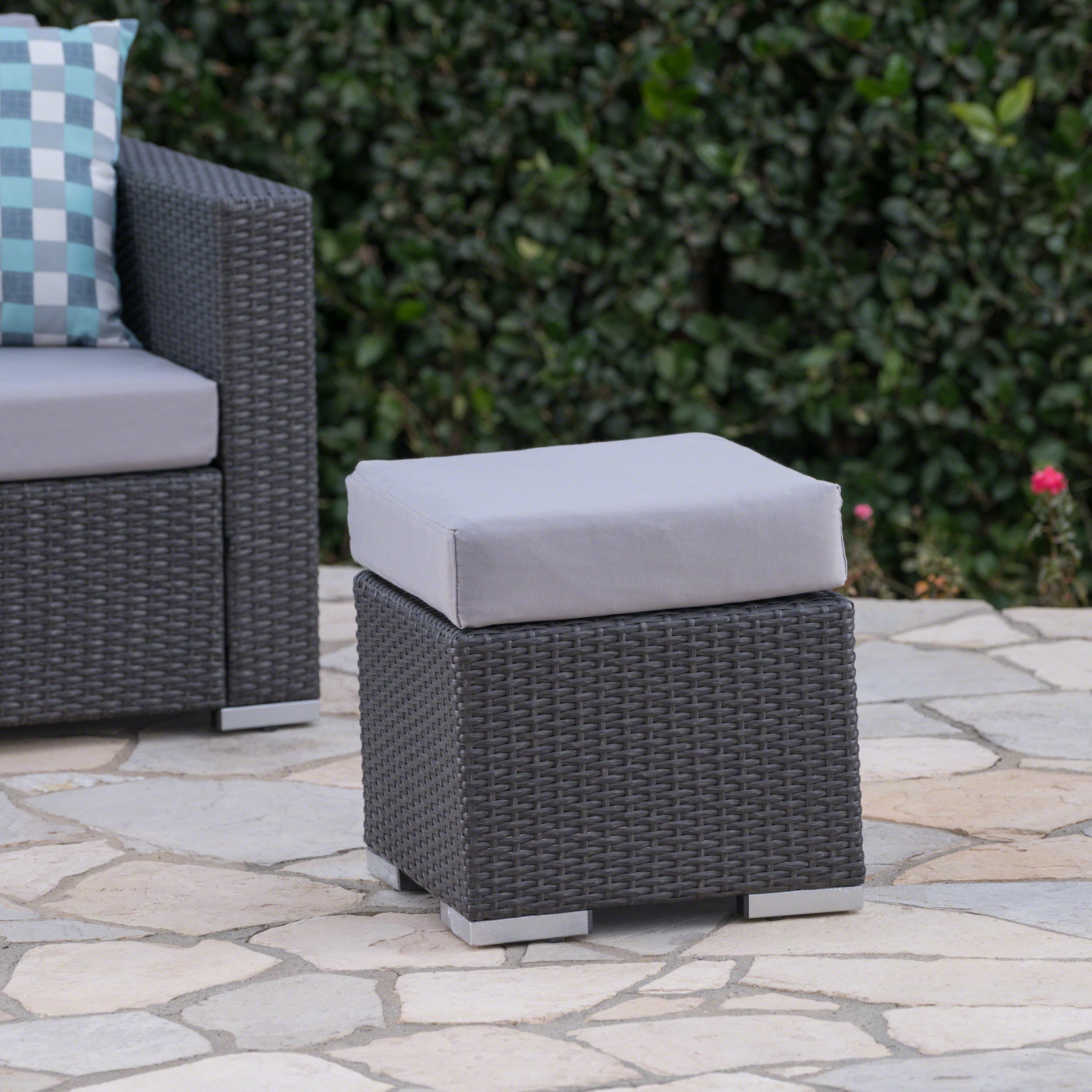 Euroco Outdoor Faux Rattan Ottoman – Water-Resistant Cushion, Iron ...
