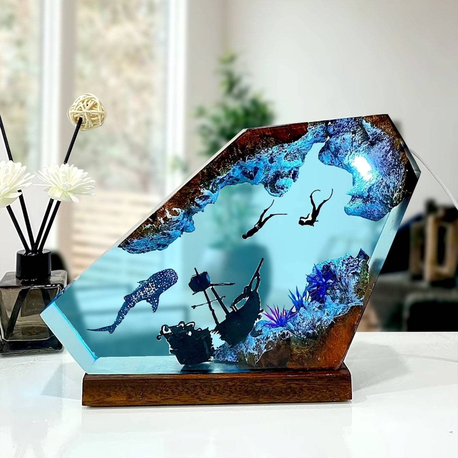 Europe and the United States popular epoxy resin craft ornament whale ...
