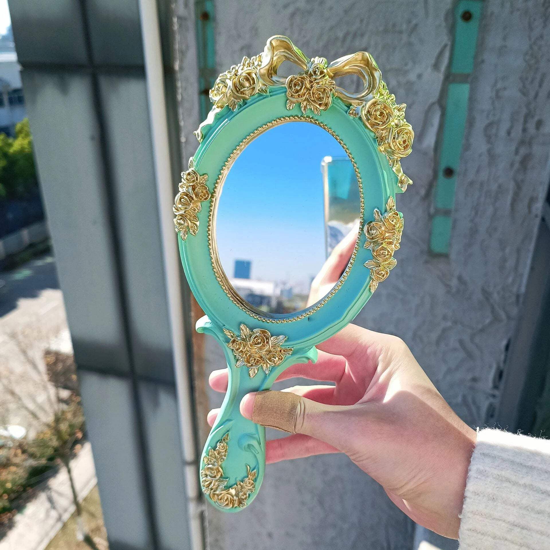 European Style Retro Handheld Mirror Vintage Makeup Vanity Hand Mirror ...