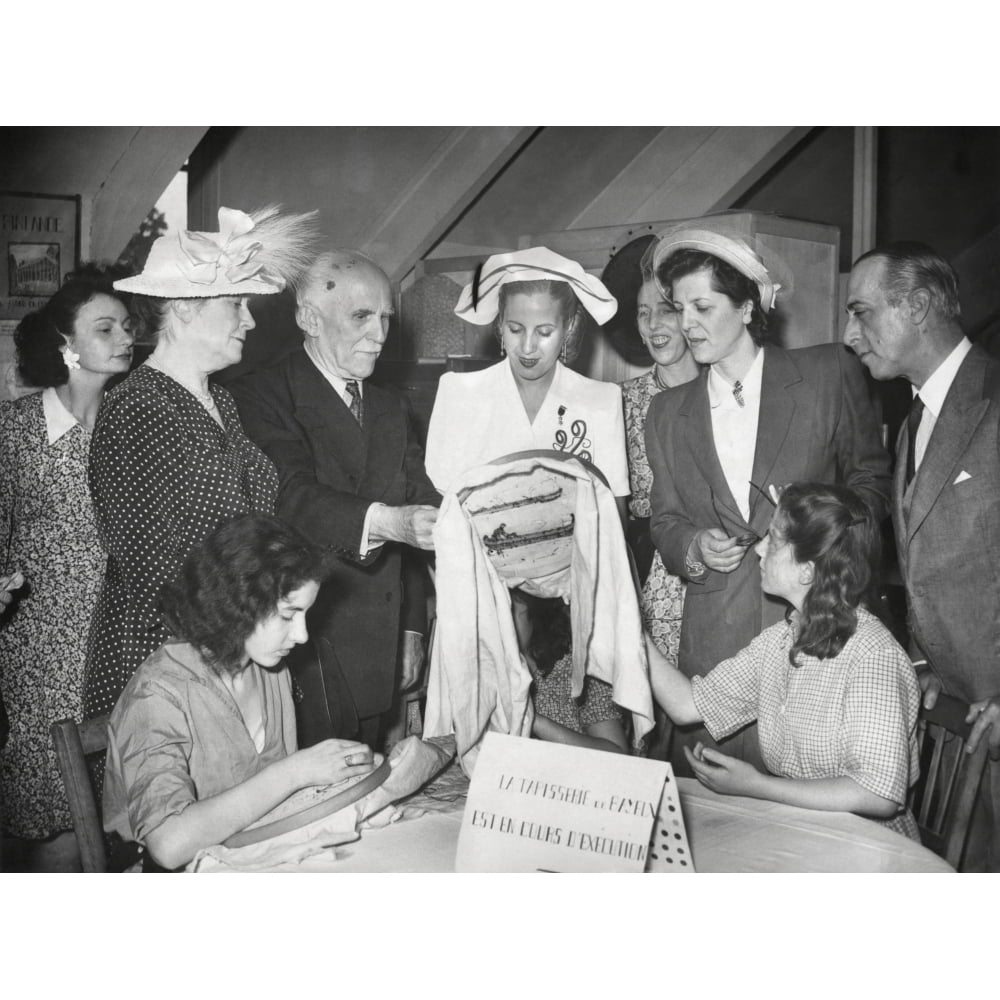 Eva Peron Visiting A Sewing Workshop Where Women Workers Were Engaged ...