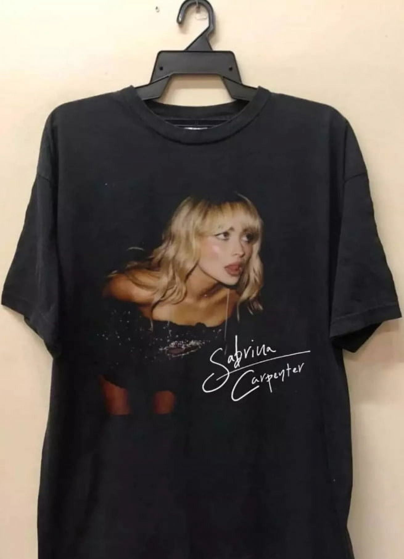 EverAura Carpenter 90s Sabrina Rock Music Tour 2024 T-Shirt Christmas ...