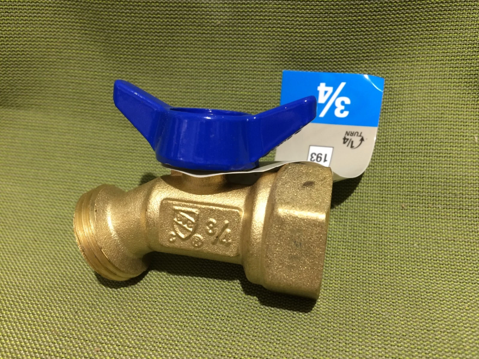 Everbilt No-Kink Hose Bibb Brass 3/4" X 1/4 Turn Fip X Mht Vhnqtrb4Eb ...