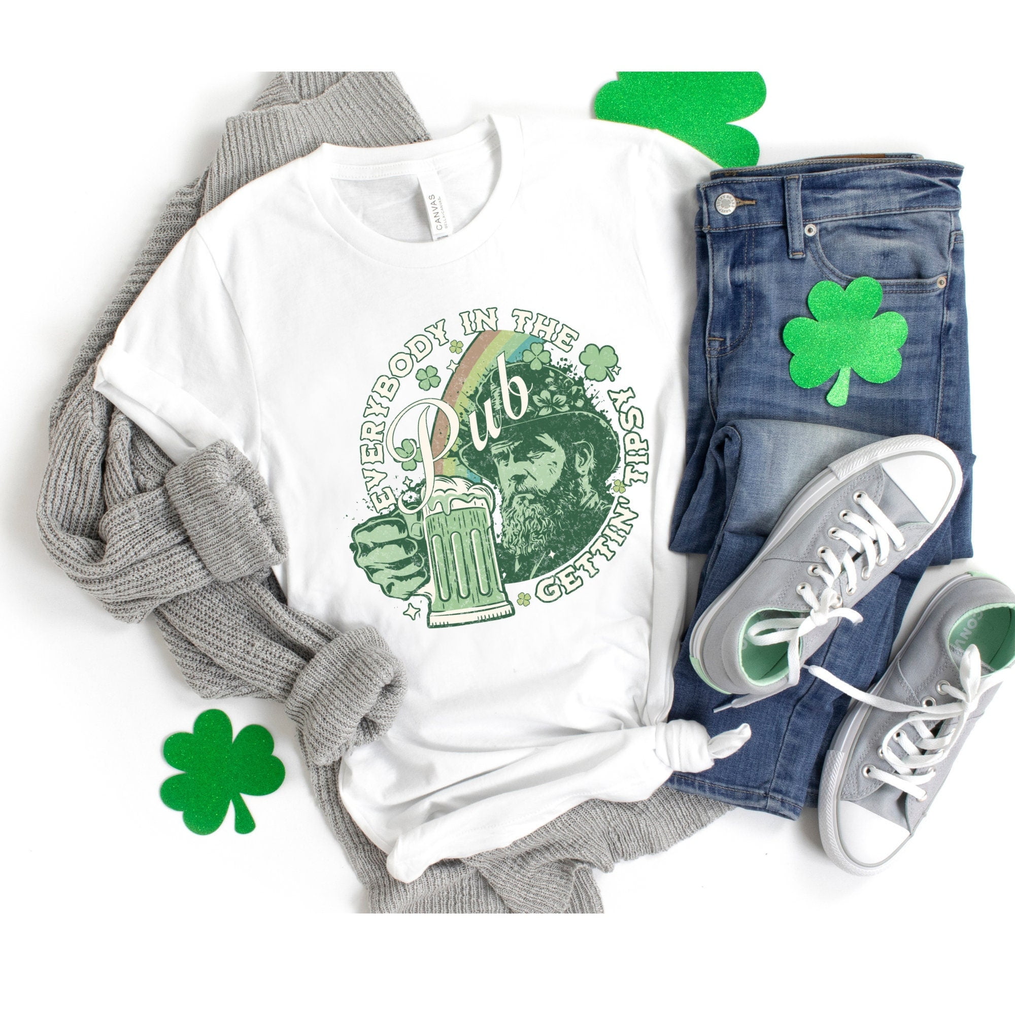 Everybody In The Pub Getting Tipsy Shirt, Funny St Paddys Day Shirt ...