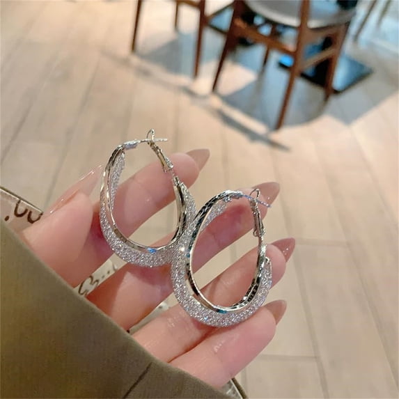 Exaggerated Contorted Hollow Earrings Advanced Sense Ear Loop Light ...