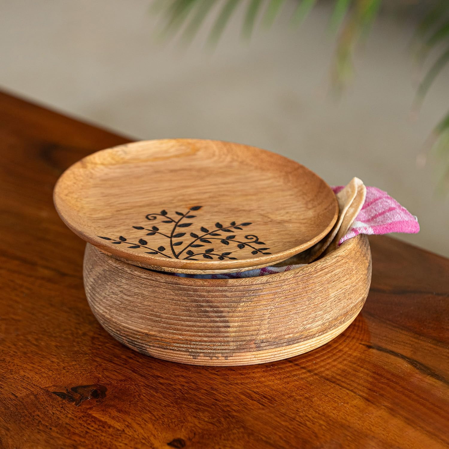 ExclusiveLane Burnt Leaf Wooden Chapati Box for Kitchen with Lid ...