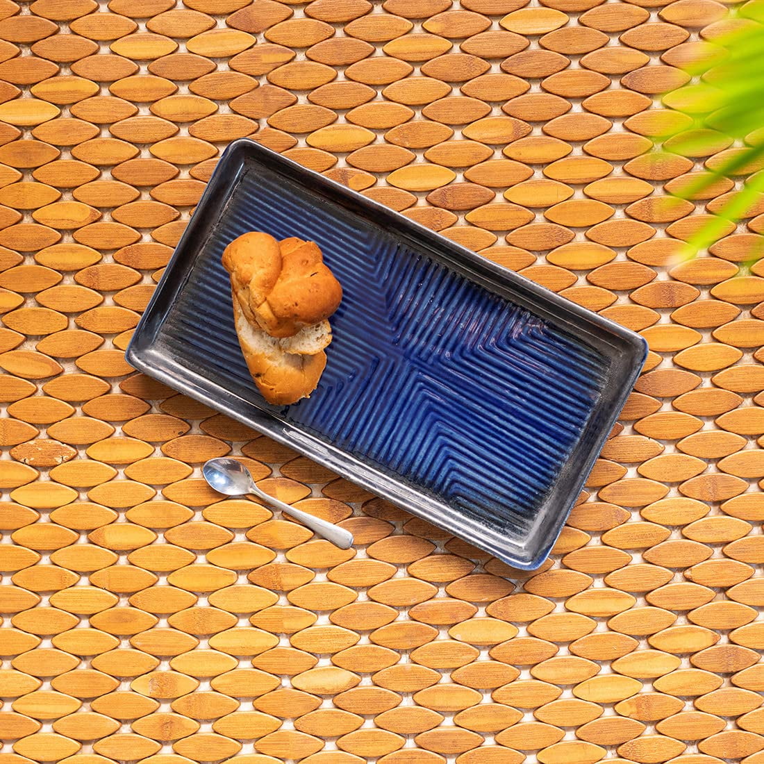 ExclusiveLane Ceramic Serving Platter for Snacks Starter Coral Reef ...