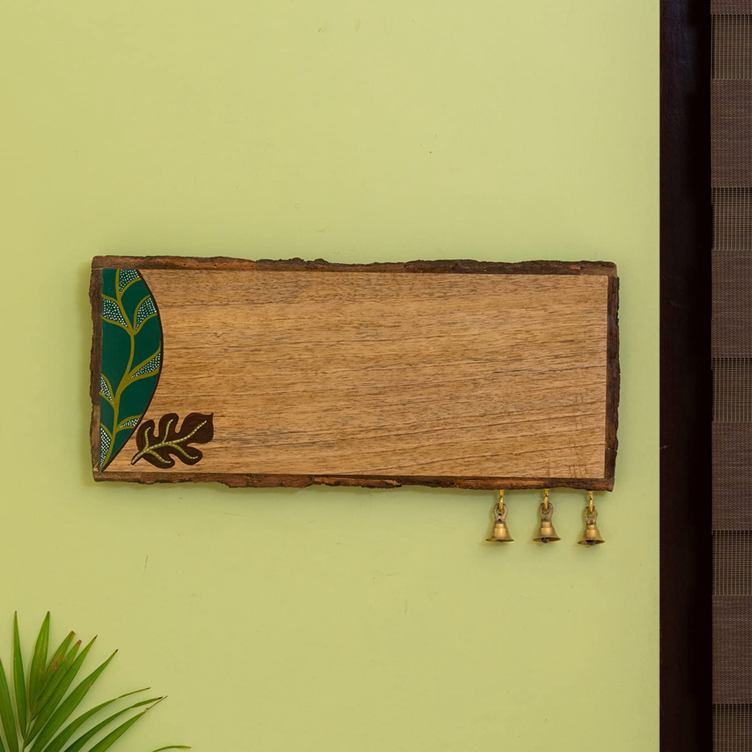 Exclusivelane 'Shades Of A Leaf' Handpainted Plain Name Plate For Home ...